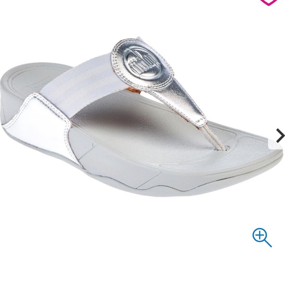 Fitflop | Shoes | Fitflop Silver And White Sandals | Poshmark